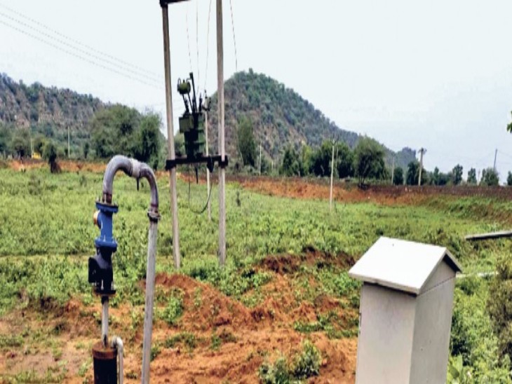 People suffering from water crisis, tube wells were installed for their ...