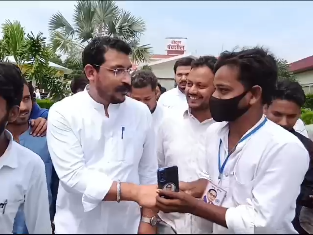 Akash VS Azad's Mission 2024 | आकाश VS आजाद में दलित राजनीति की जंग ...