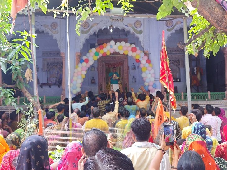 Nandotsav celebrated in Madan Mohan Temple | मदन मोहन मंदिर में मनाया ...