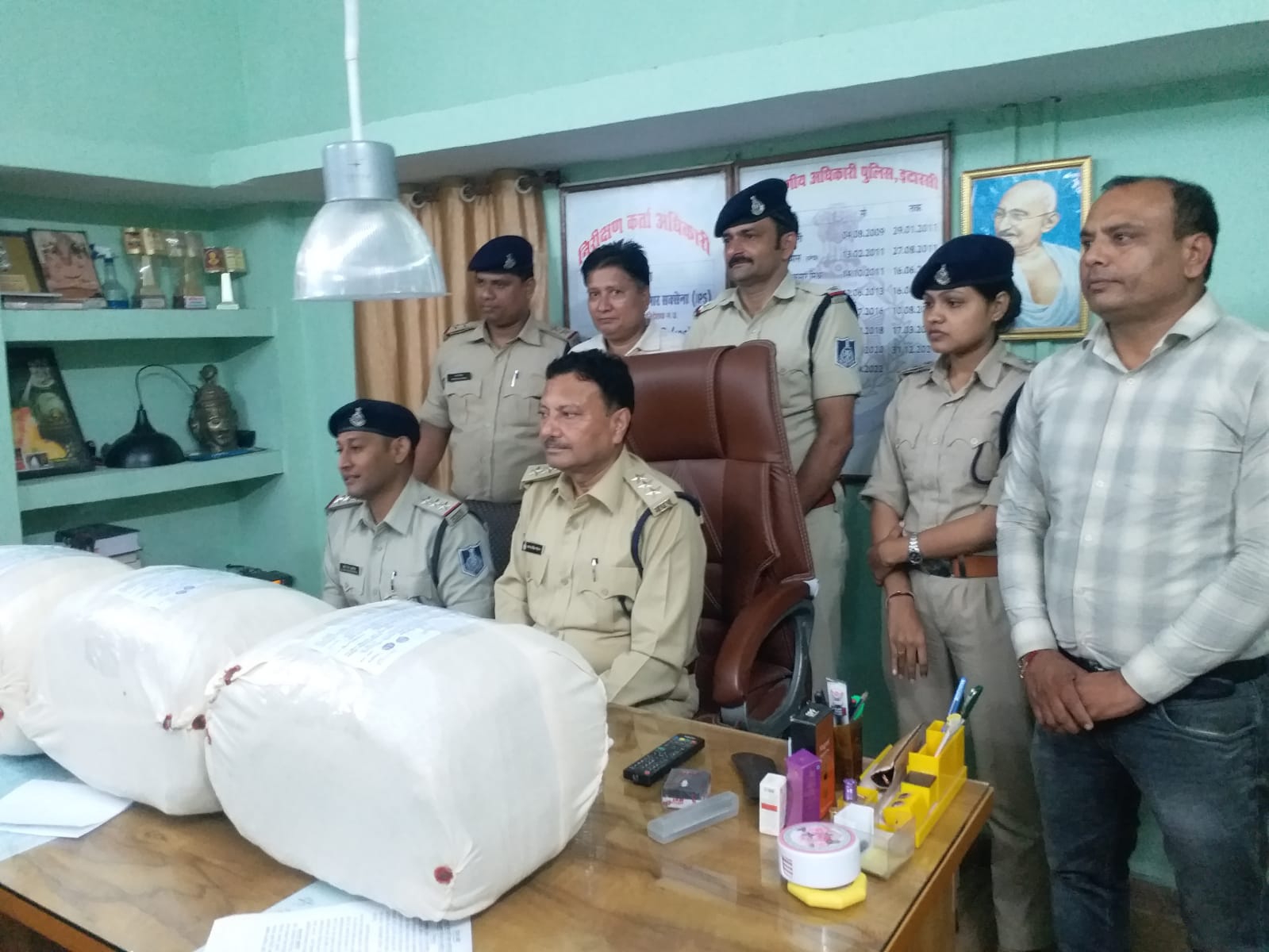 Three members of interstate ganja smuggling gang arrested ...