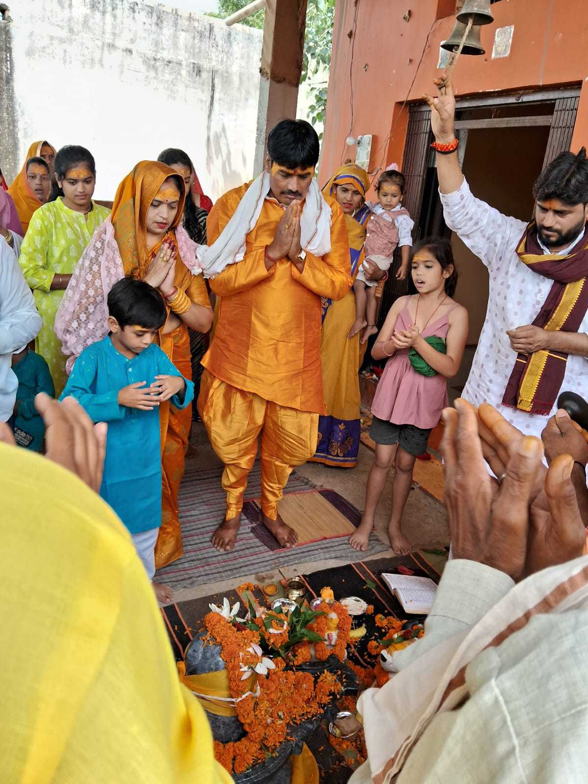 Devotees of Shiva family performed life consecration in Avanti Nagar ...
