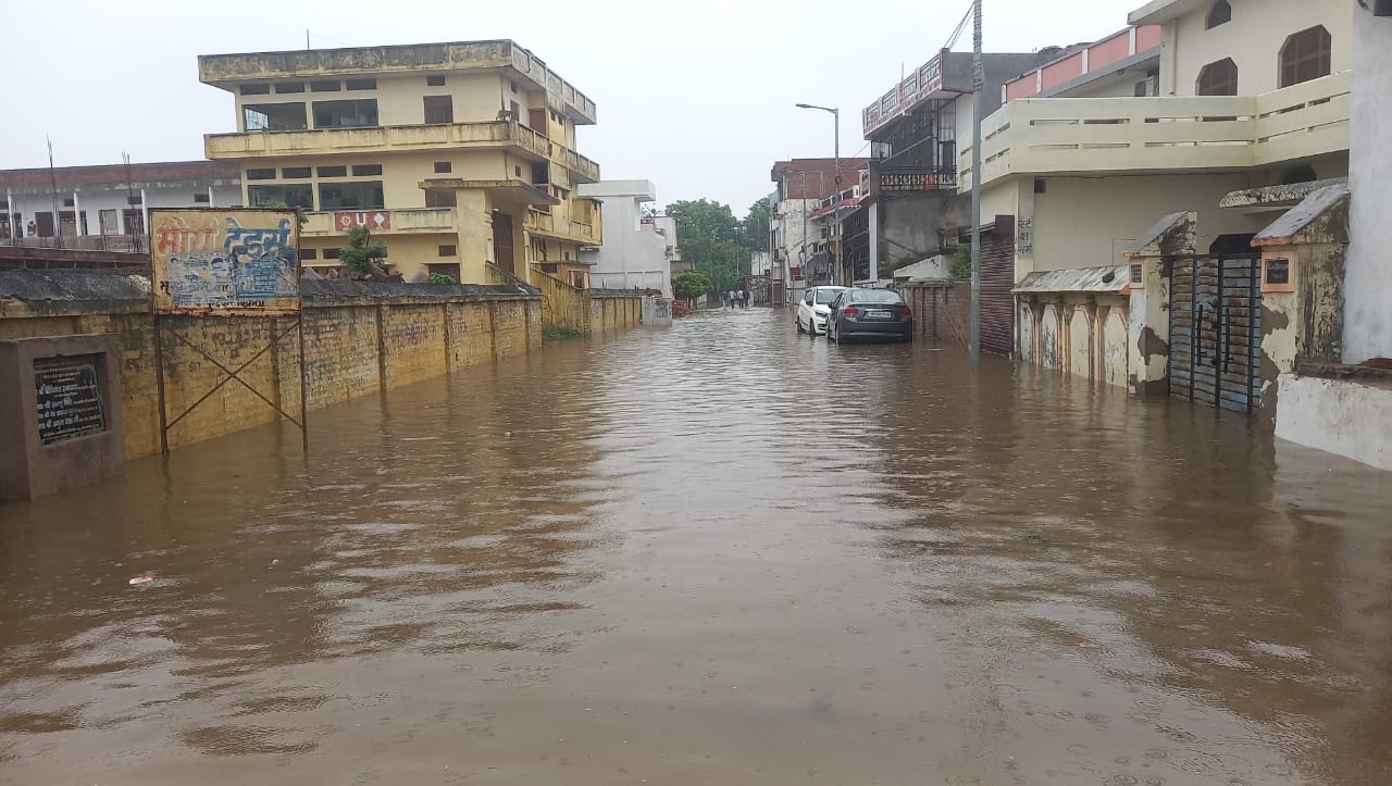 Ayodhya received 76 mm of rain in two days | अयोध्या में दो दिनो 76MM ...