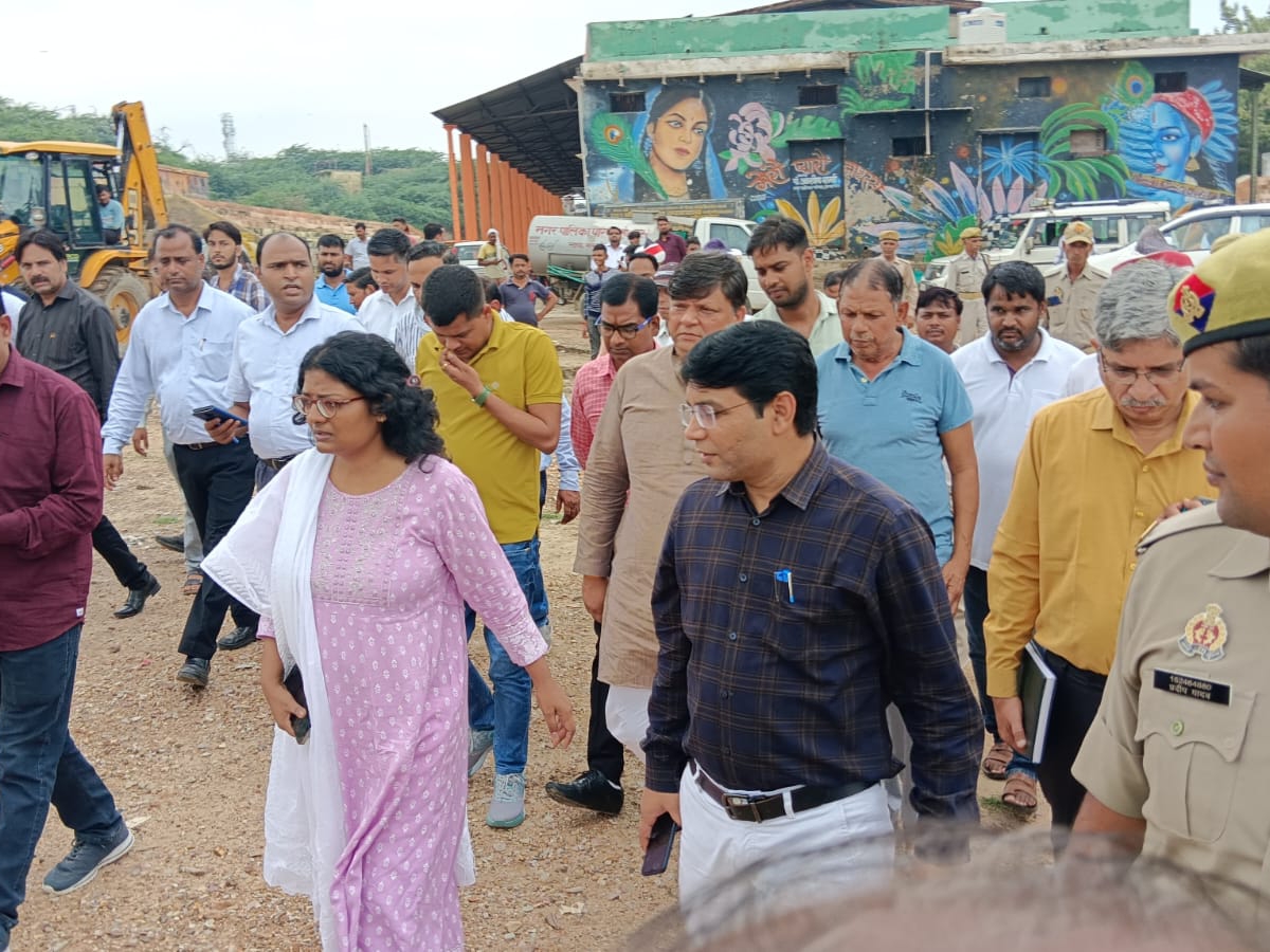 Preparation for the famous fair of Braj region Shri Dauji Maharaj ...