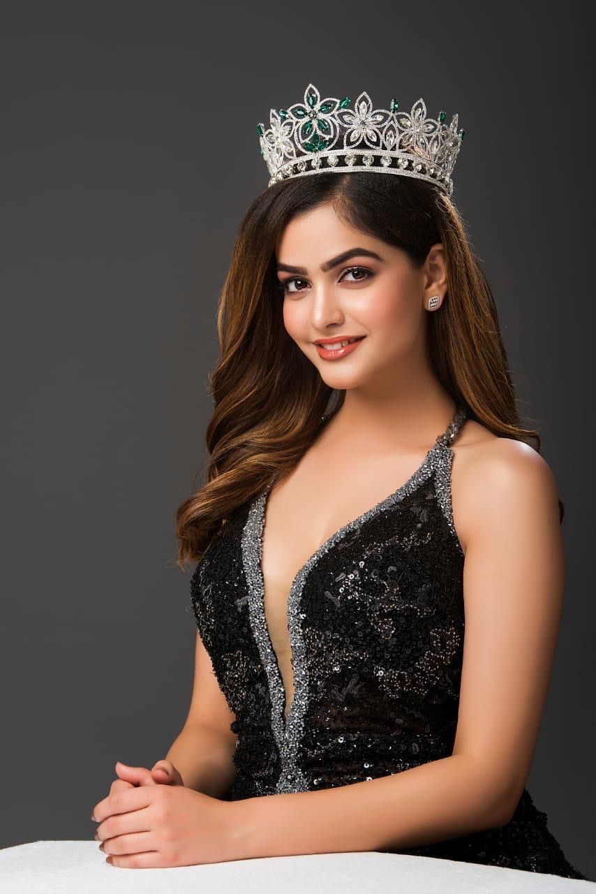 Miss Rajasthan Simran Sharma will debut with Tollywood film | साउथ की ...