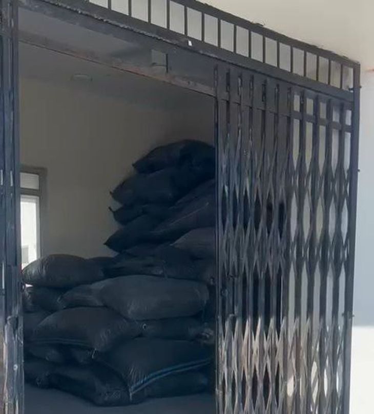 Tanker filled with doda-poppy worth Rs 1 crore caught | एक करोड़ रुपए ...