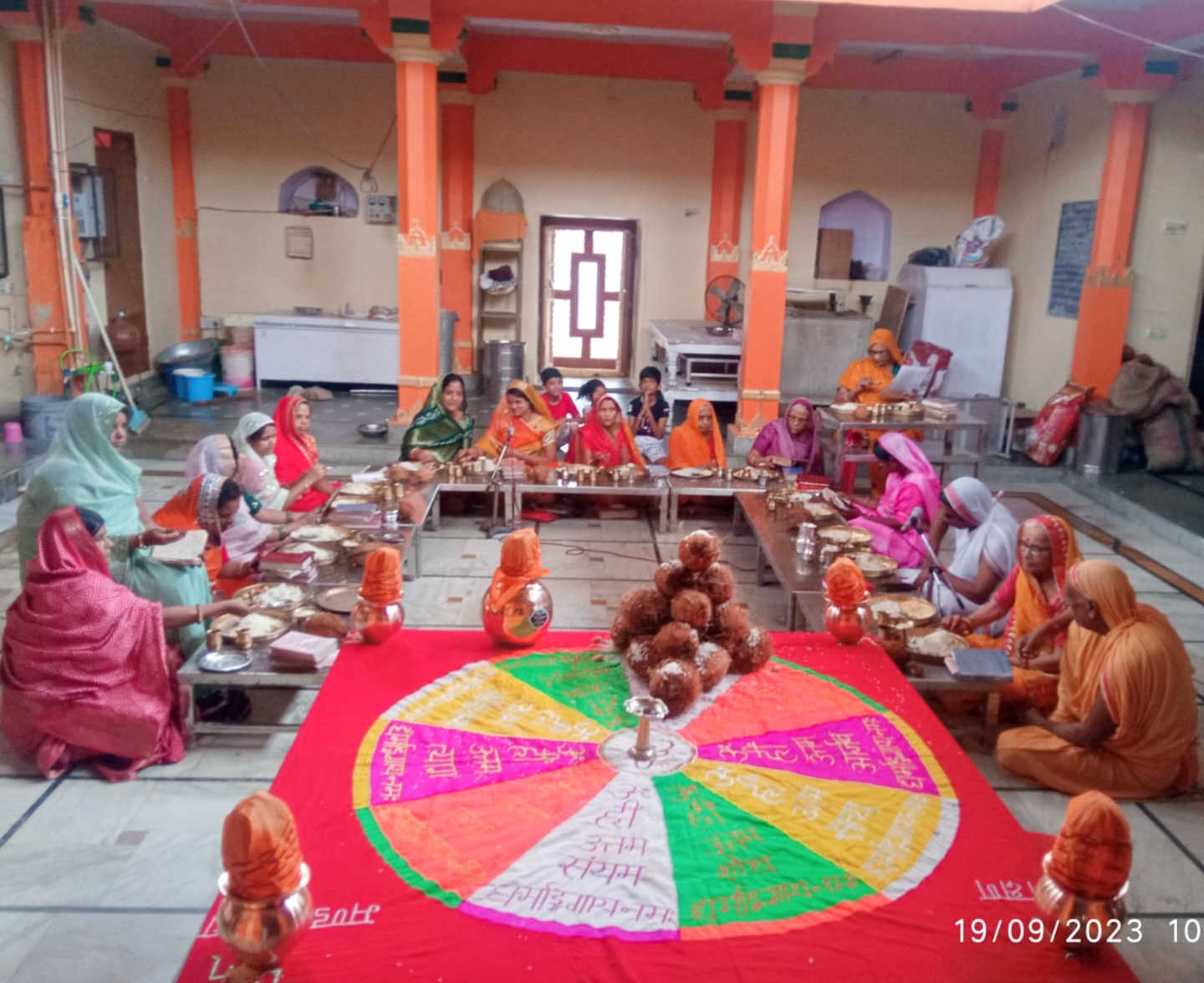 Uttam Kshama Dharma was worshiped by hoisting the flag on the occasion ...