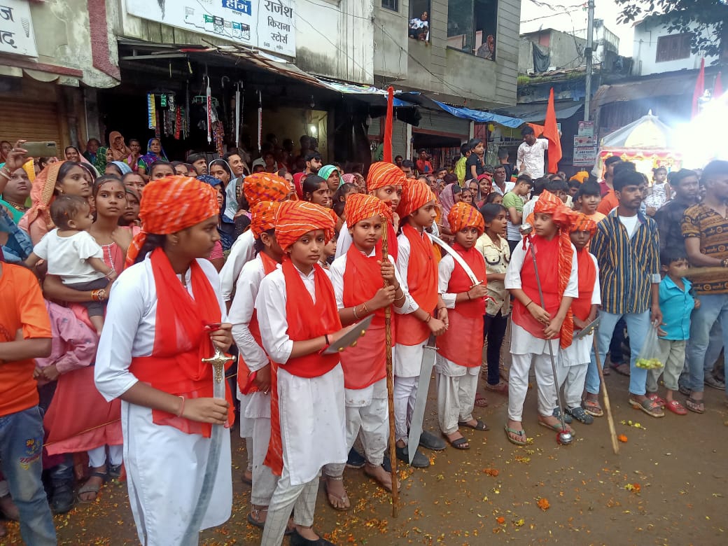 Dev Viman launched on Dol Gyaras | डोल ग्यारस पर निकले देव विमान: नगर ...