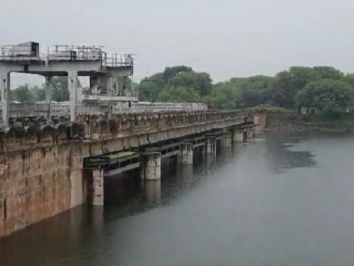 9 out of 13 dams of Karauli are empty Barriers are strangulating the ...