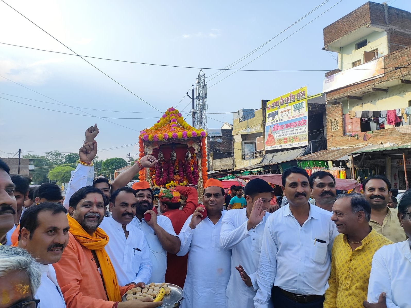 Dol-Gyaras festival celebrated with pomp | धूमधाम से मनाया गया डोल ...