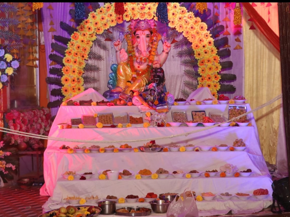 Chhappan Bhog and Maha Aarti in Khedapati Ganesh Temple | खेड़ापति गणेश ...