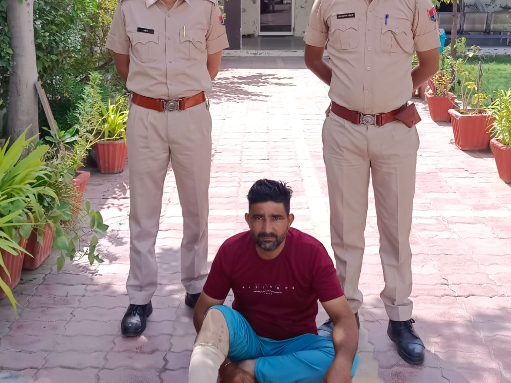 Doda poppy smuggling is being done through minors | नाबालिगों से करवाई ...