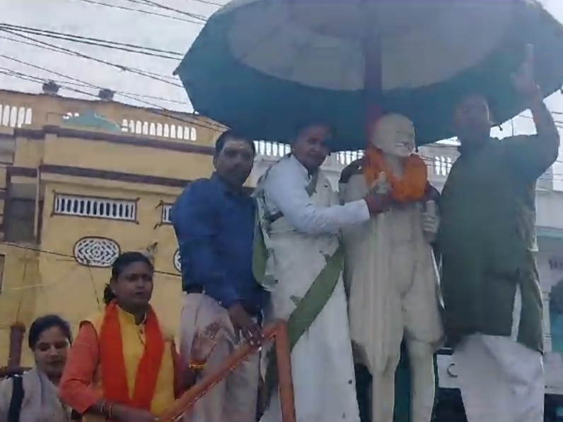 Education Minister Gulab Devi laid wreath on the birth anniversary of ...