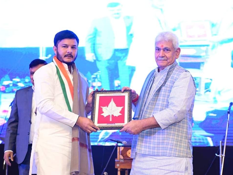Siddharth Rai honored by Lieutenant Governor of Jammu and Kashmir ...