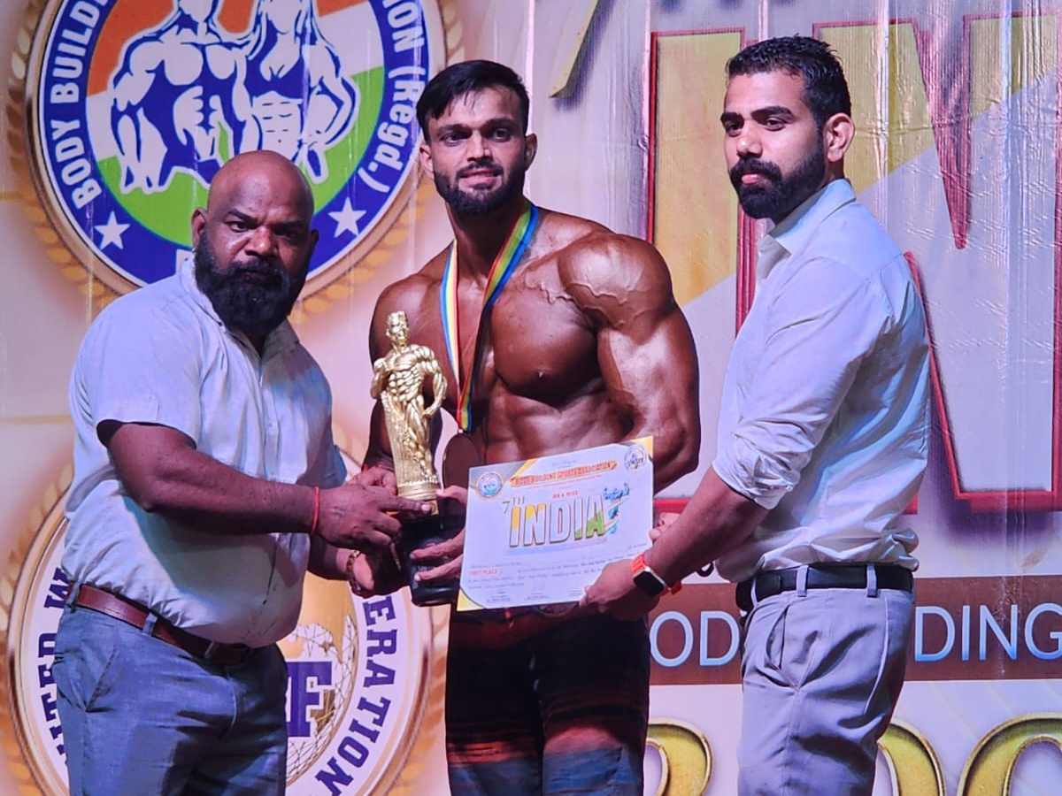 Navneet Singh alias Navi Singh of Narnaul won the title of Mr. India in ...