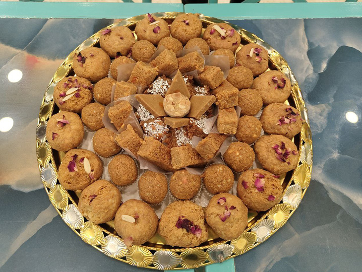 Jaipur Gud Mishri Restaurant Story Explained | Sugar Less Sweets ...