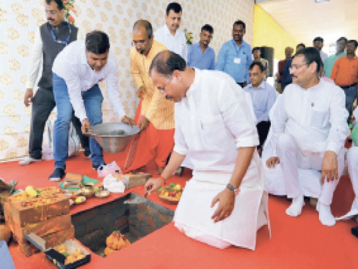 E-passport facility will also start from Ranchi soon | वी. मुरलीधरन ...