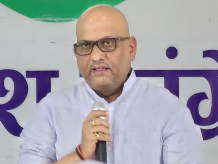 Ajay Rai reply on Samajwadi Party leaders Join Congress | सपा नेताओं के ...