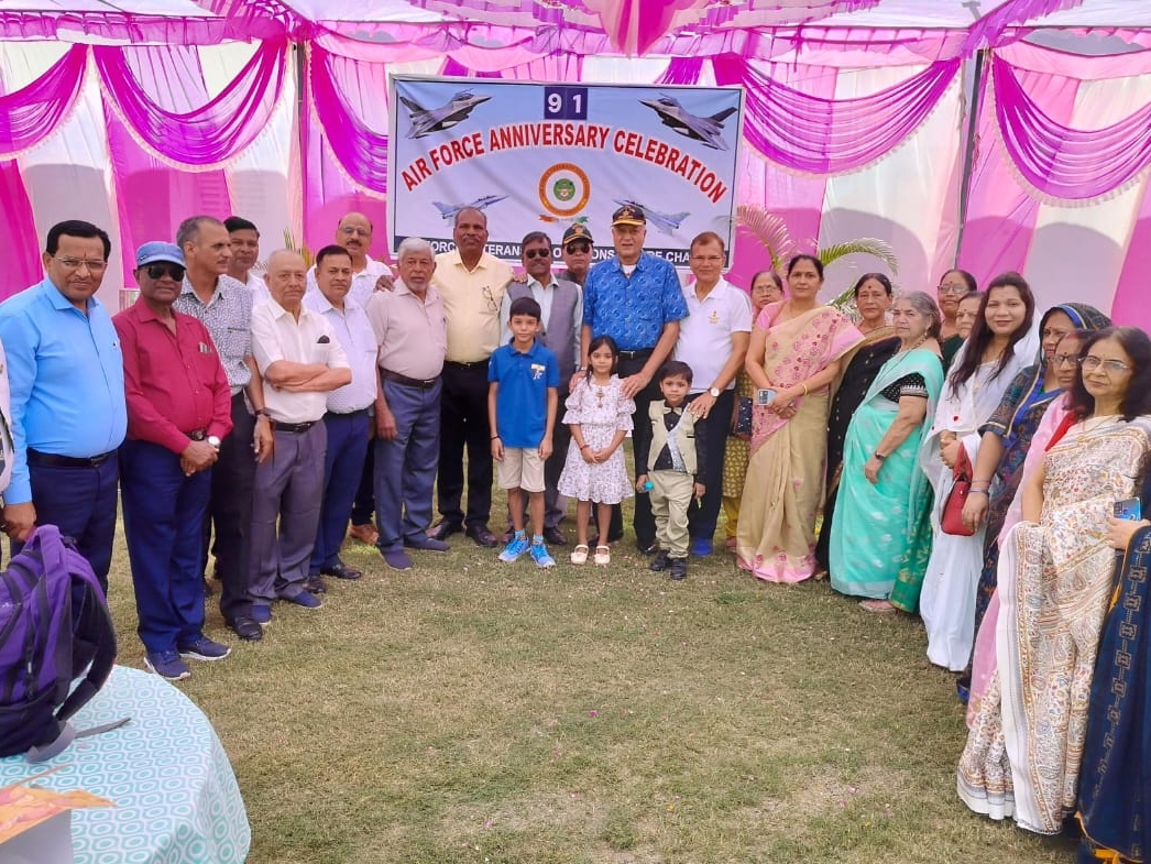 91st anniversary of Air Force celebrated in Indore | इंदौर में वायु ...