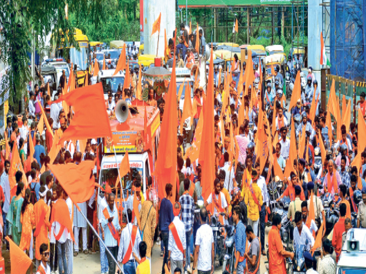 Shayari Yatra started from every corner of Ranchi, there was long jam ...