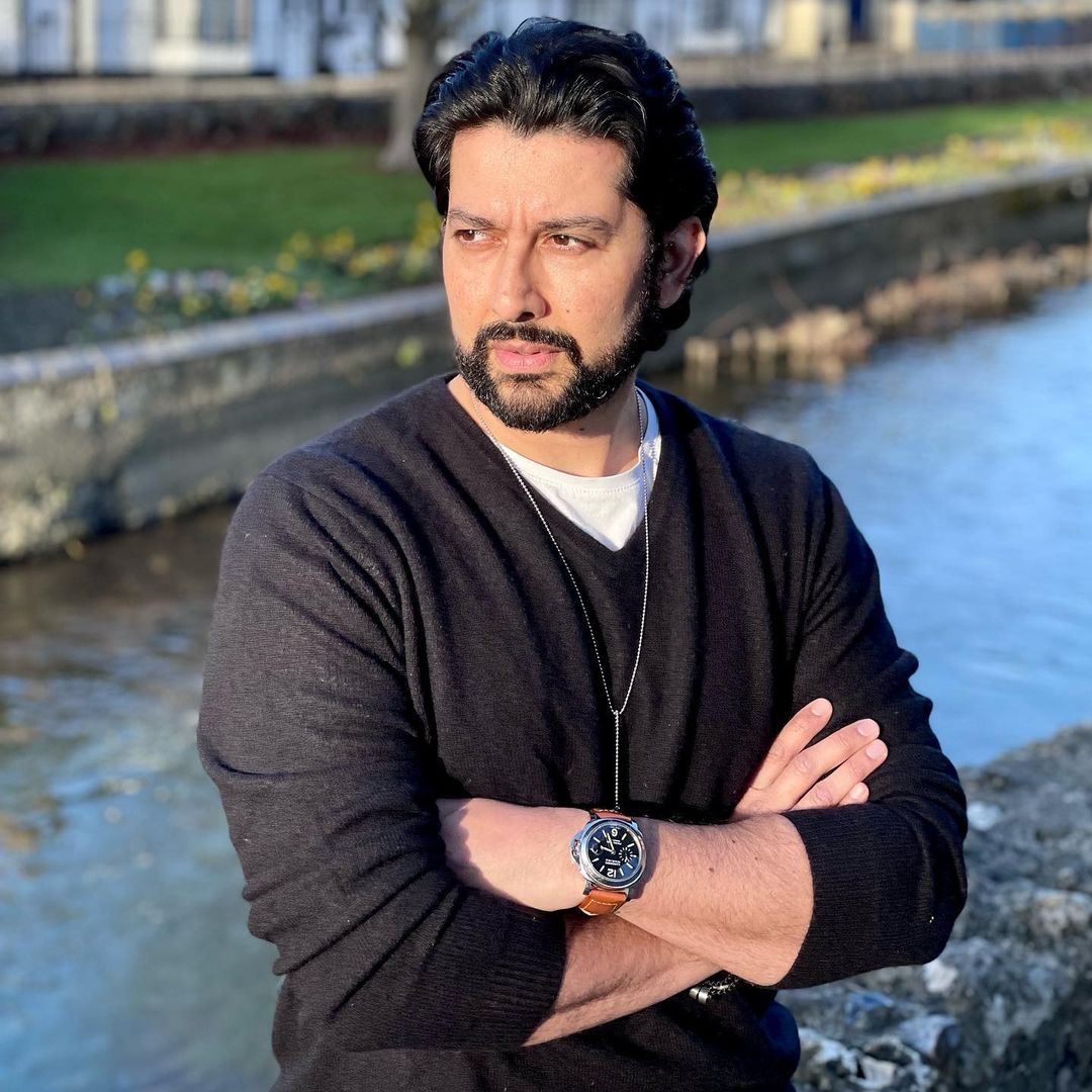 Aftab Shivdasani became victim of cyber fraud, 1.49 lacks deducted from ...