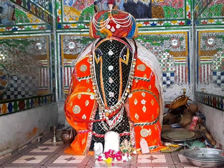 Garh Ganesh temple is becoming the center of faith | आस्था का केंद्र ...