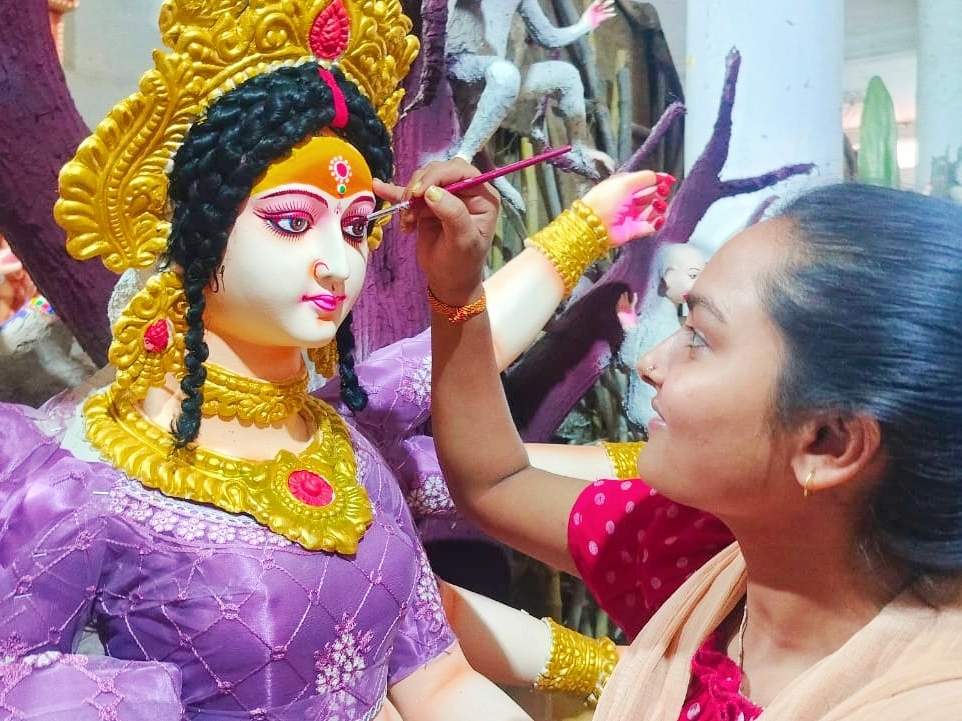 Maa Durga will be seated from tomorrow with Ghat Sthapana, sculptors ...