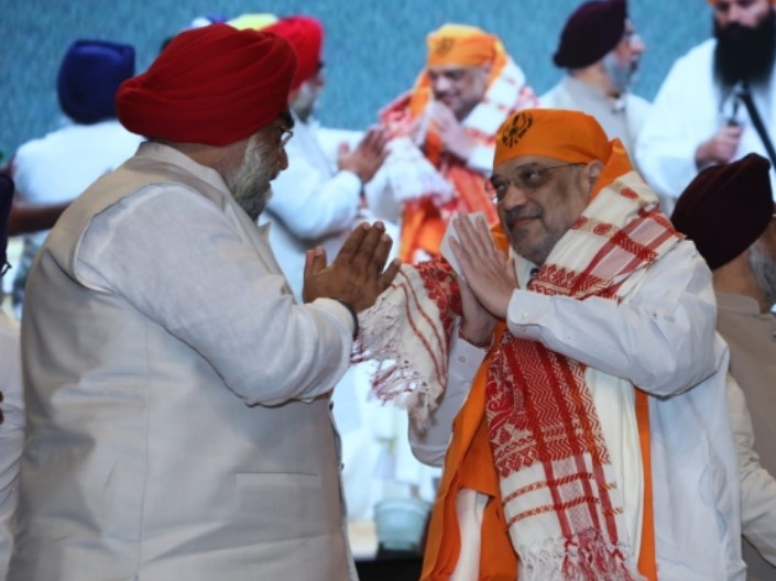 Shri Guru Singh Sabha Indore President Rinku Bhatia reached Delhi
