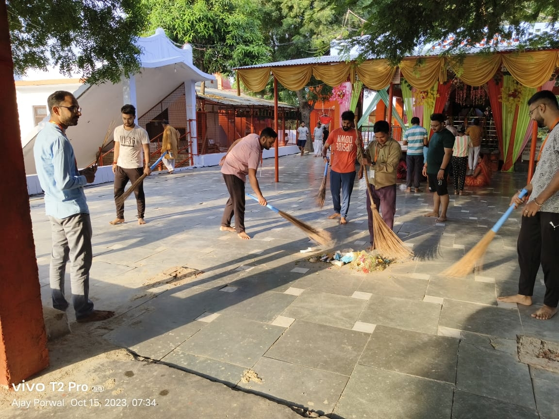 Cleaning campaign started at Devi temples on Navratri | नवरात्रि पर ...