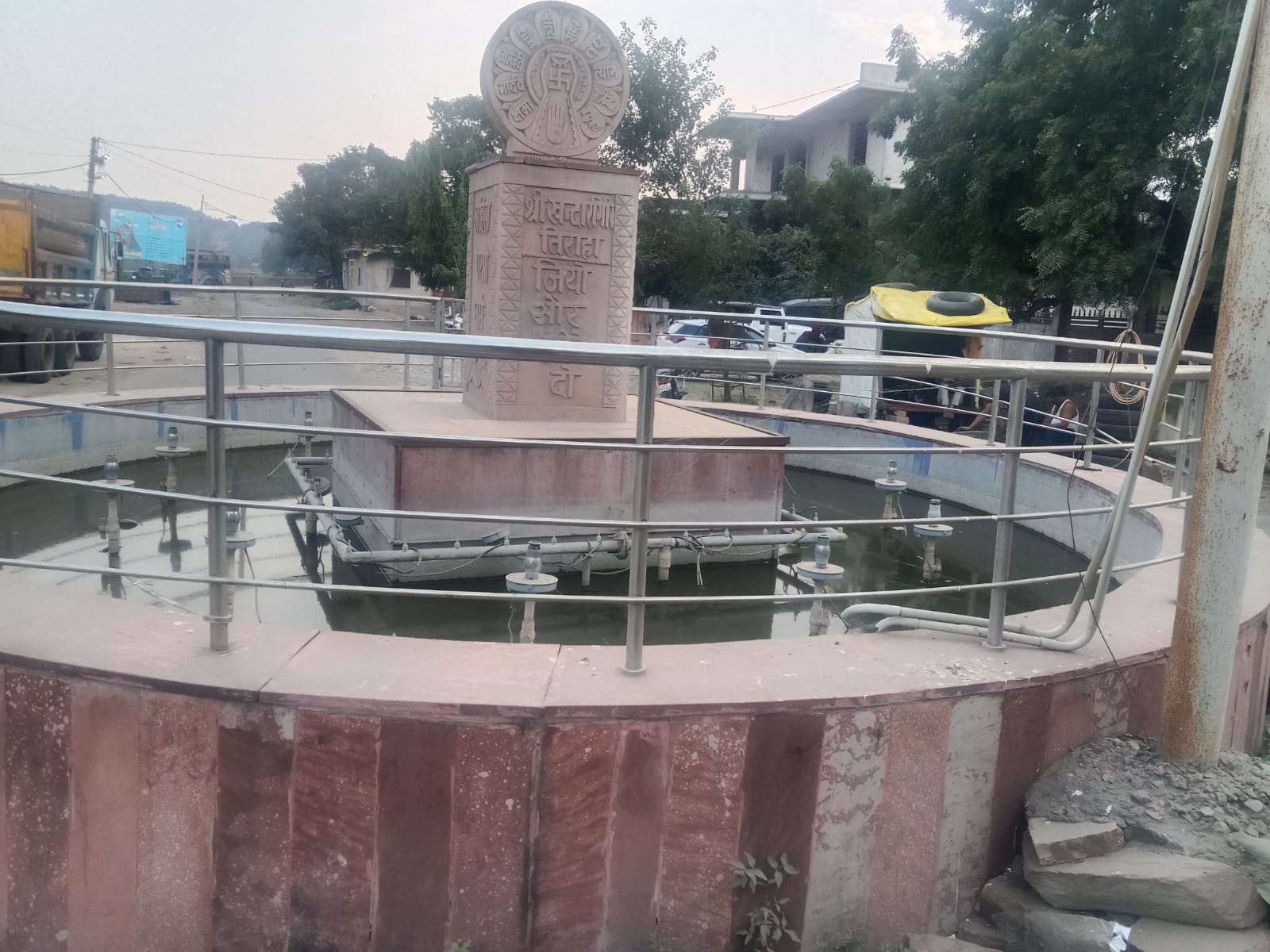 Residents are troubled by the foul smell of rotting water in the closed ...