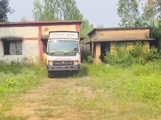 Two day old dead body of an elderly person found in the house | घर में ...