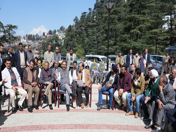 Shimla: Taxi operators boycott Himachal | Hoteliers demand to remove ... Shimla: Taxi operators boycott Himachal | Hoteliers demand to remove ...