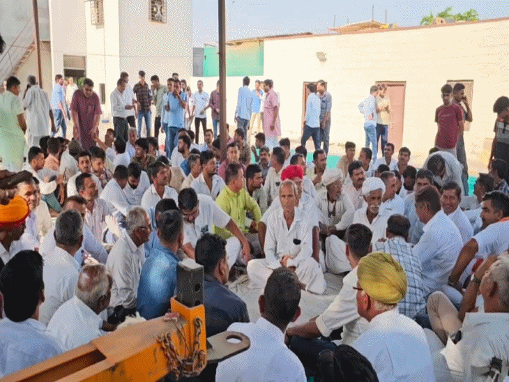 Workers' meeting for early announcement of tickets Barmer rajasthan ...