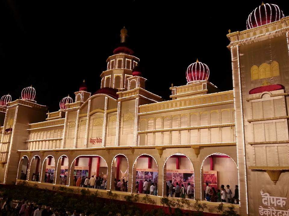 Barkheda pandal decorated on Kashi Vishwanath theme | काशी विश्वनाथ थीम ...
