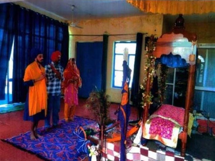 Jalandhar 2 girls got married each other at Kharar Gurdwara Sahib ...