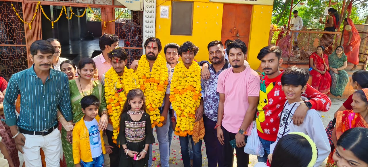 Khatu Shyam welcomed on his return after 750 km walking journey | खाटू ...