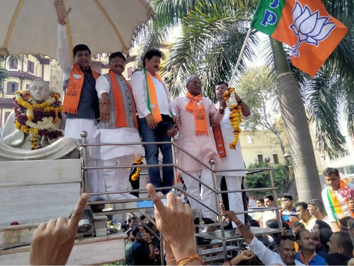 Kailash Vijayvargiya-Ramesh Mendola will file nomination today | विजयवर्गीय ने टाइम खत्म होने से ...