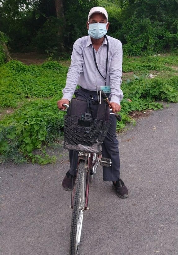 Story of Professor NB Singh of Allahabad University who saved snakes ...