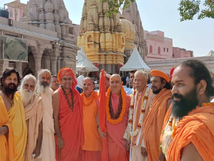 Rudrabhishek in Kashi Vishwanath for killed Ram devotees