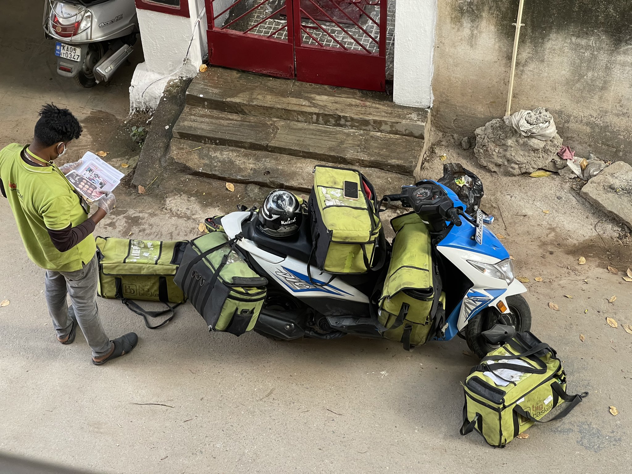 There are poor working conditions in most of the app platforms of the ...