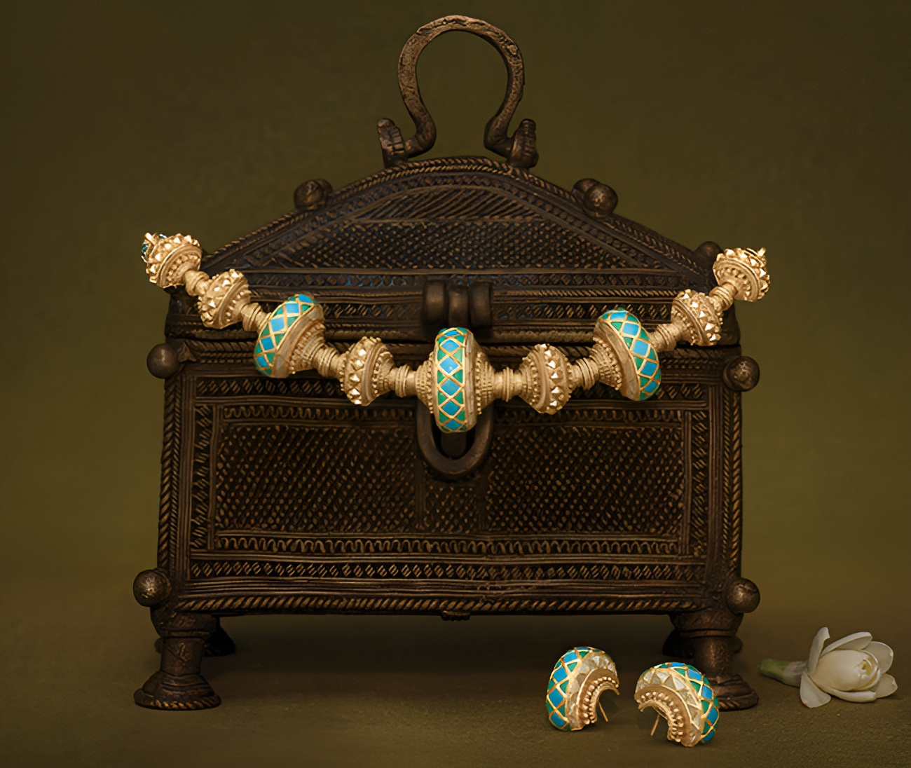 Tanishq Dharohar Jewellery Collection | Tanishq Diwali Jewellery | फीचर ...