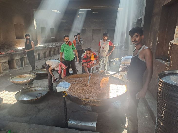 Pali people eat sweets and snacks worth Rs 1 crore on Diwali | दीपावली ...