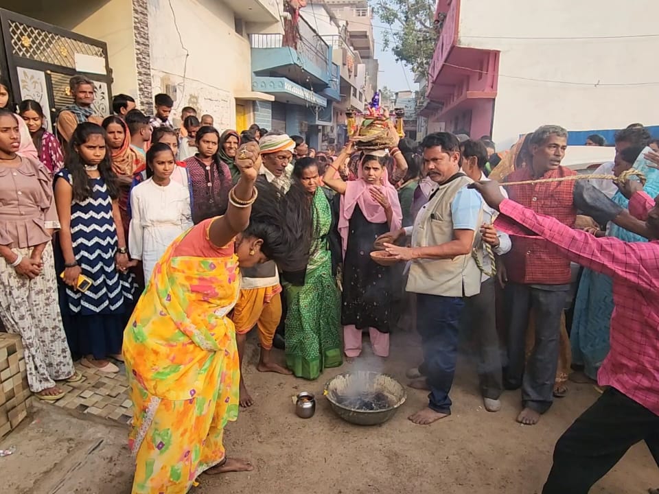 There is a tradition of worshiping Lord Gauri-Gaura on the day of ...