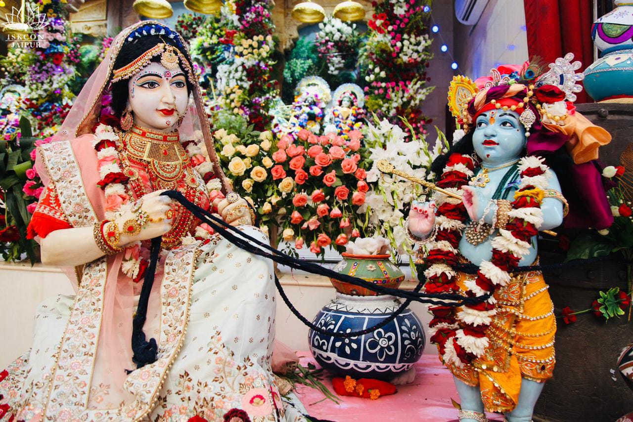 Tableau decorated on Govadharan Puja and Annakoot Festival | जयपुर में ...