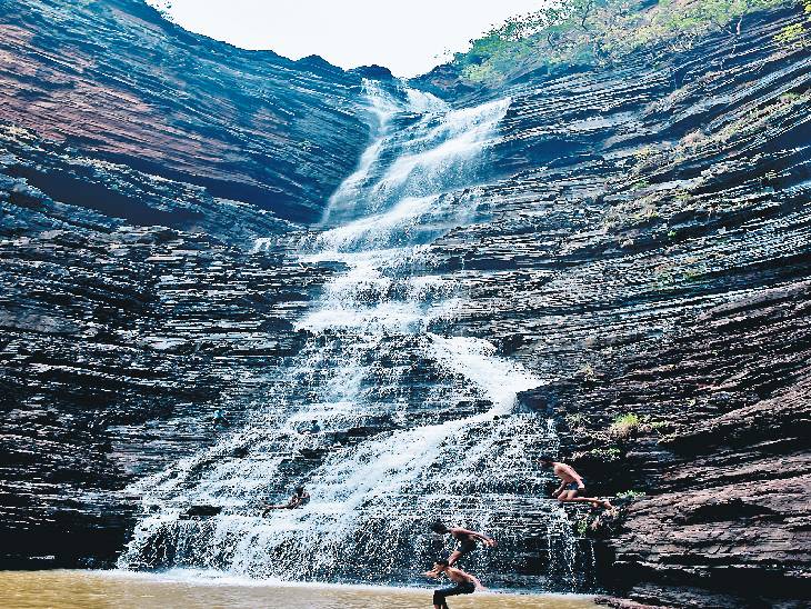 The ancient waterfall located on the Jabalpur-Damoh border will become ...