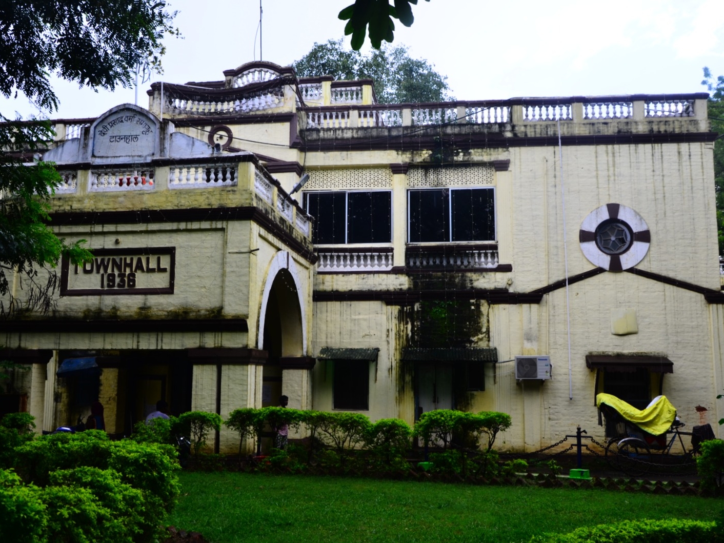 The work of beautifying the historic town hall will be completed this ...