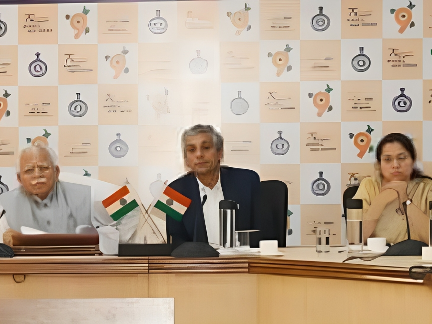 Haryana CM Manohar Lal District Elementary Education Officer meeting ...