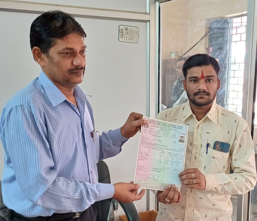 12th class student fought for 3 years to increase marks in marksheet ...