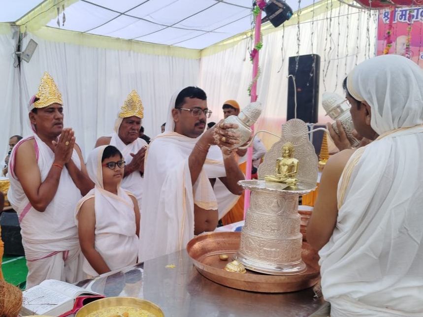 Eight-day Ashtanika festival of Digambar Jain Samaj | दिगंबर जैन समाज ...