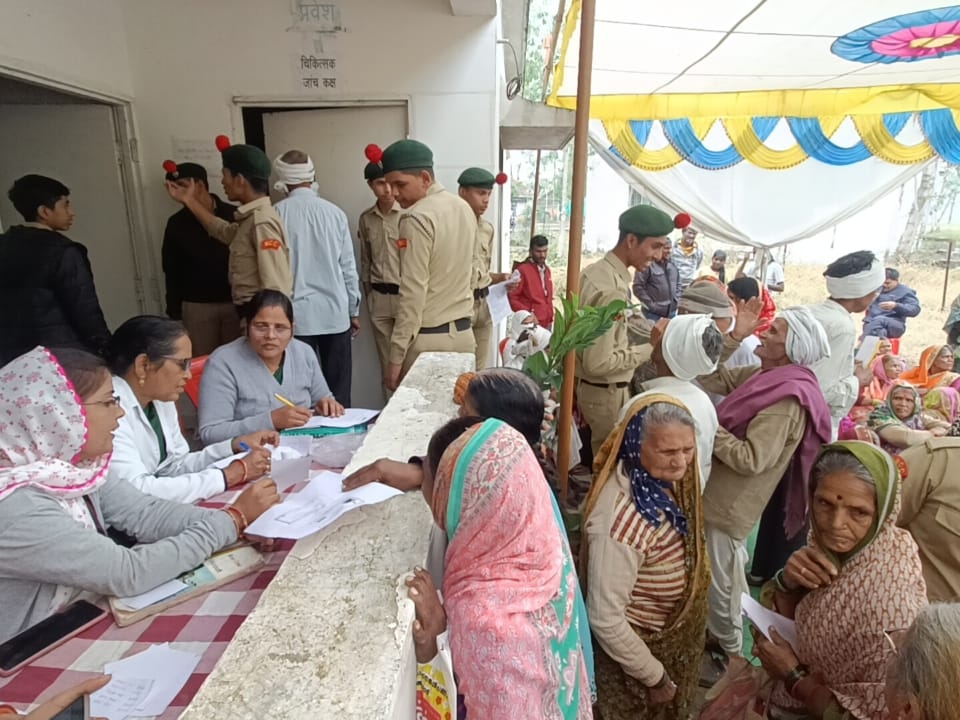 Event organized in government hospital of Multai, hundreds of elderly ...