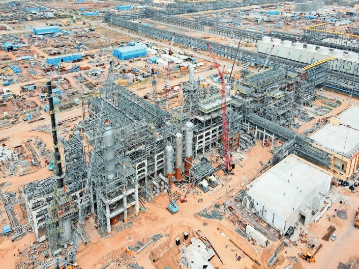 Work of units in the refinery is in the final stage | रिफाइनरी में ...